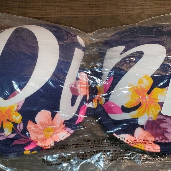 PINK Victoria's Secret | Intimates & Sleepwear | Nwt Victorias Secret ...